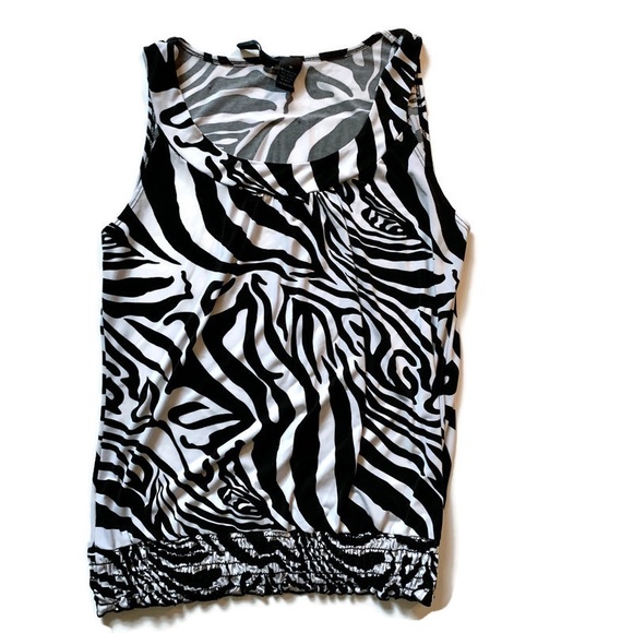 Saint Tropez West | Tops | Black And White Zebra Print Tank Top Size M ...